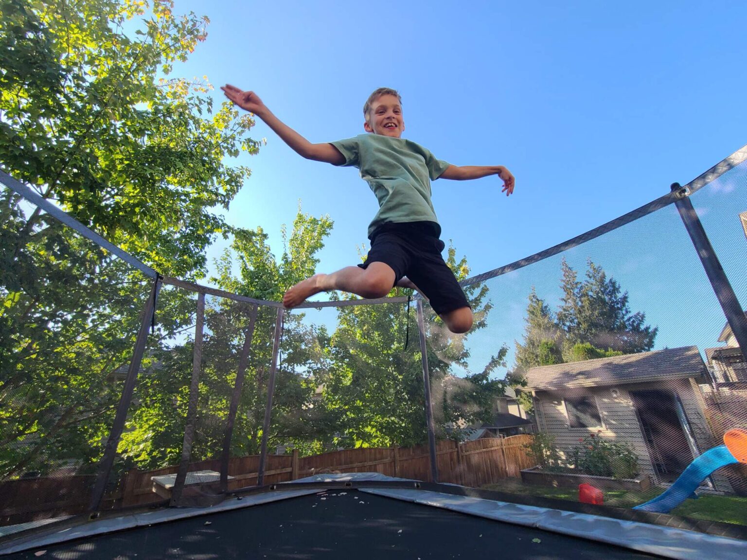 12' x 15' Max Air Trampoline - Super Fun Trampolines